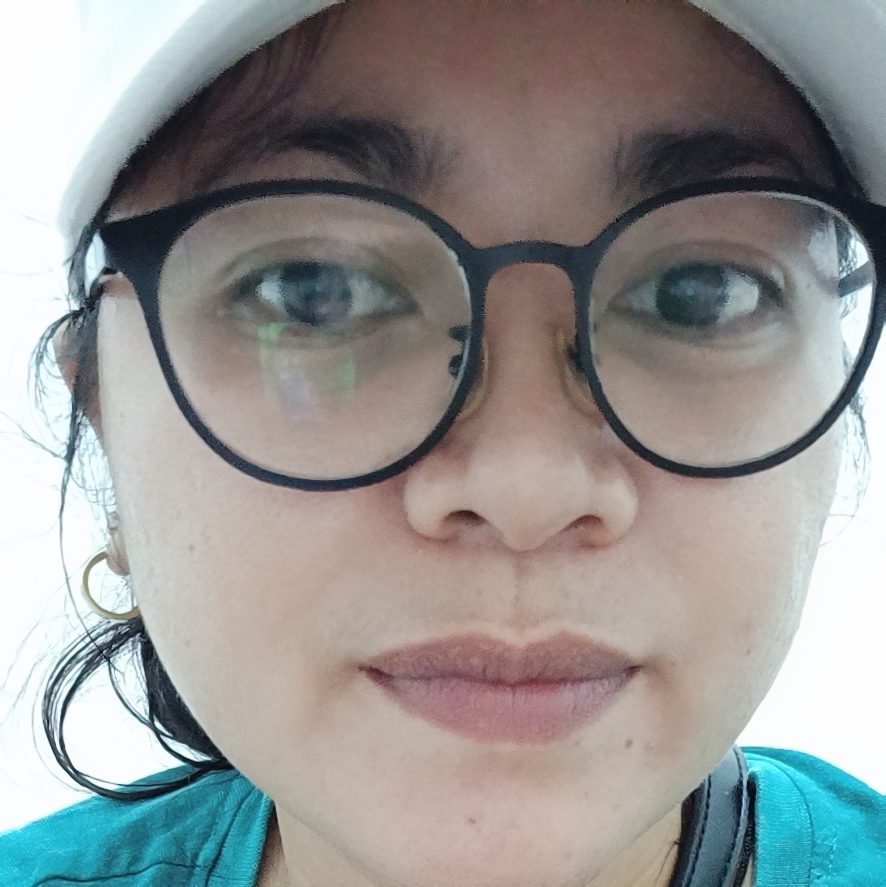 Melanie Lim, Domestic Helper / Maid In Singapore | EmployHelpers